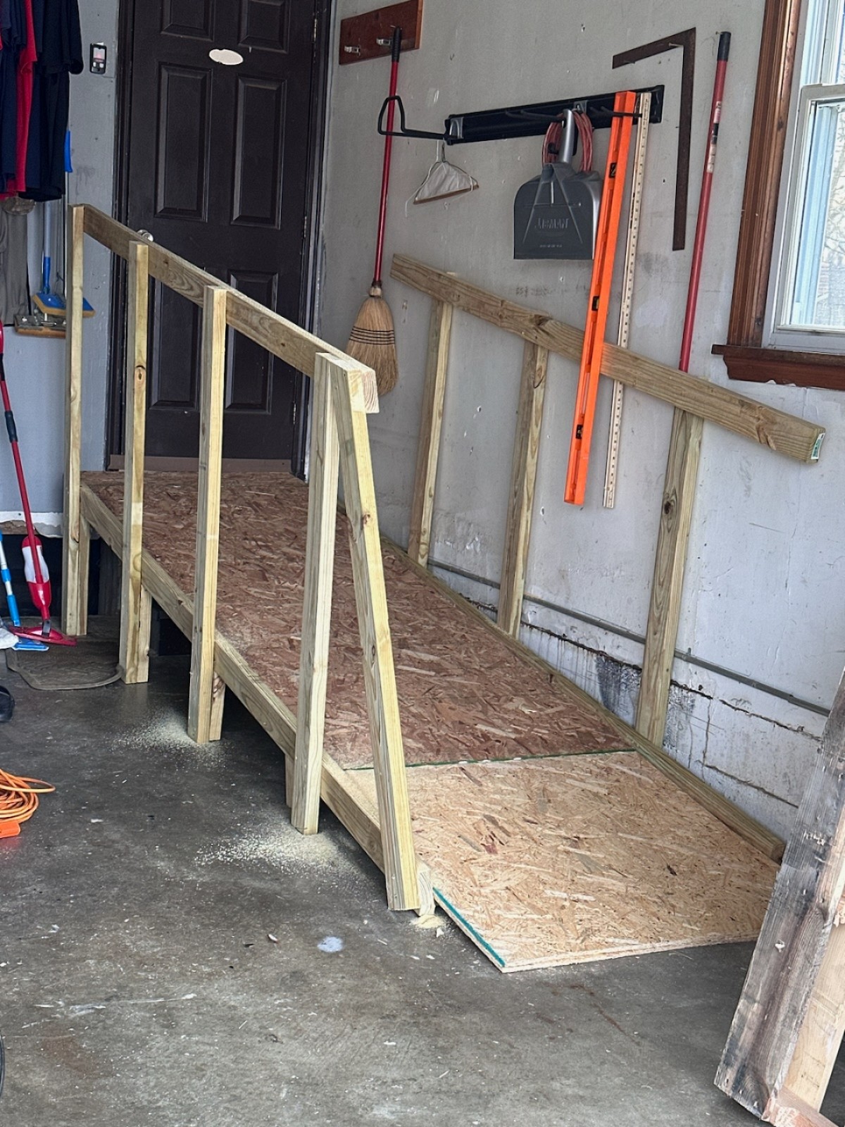 I Construction & Four Hands Cleaning Fisherville, KY, 40023 | Networx